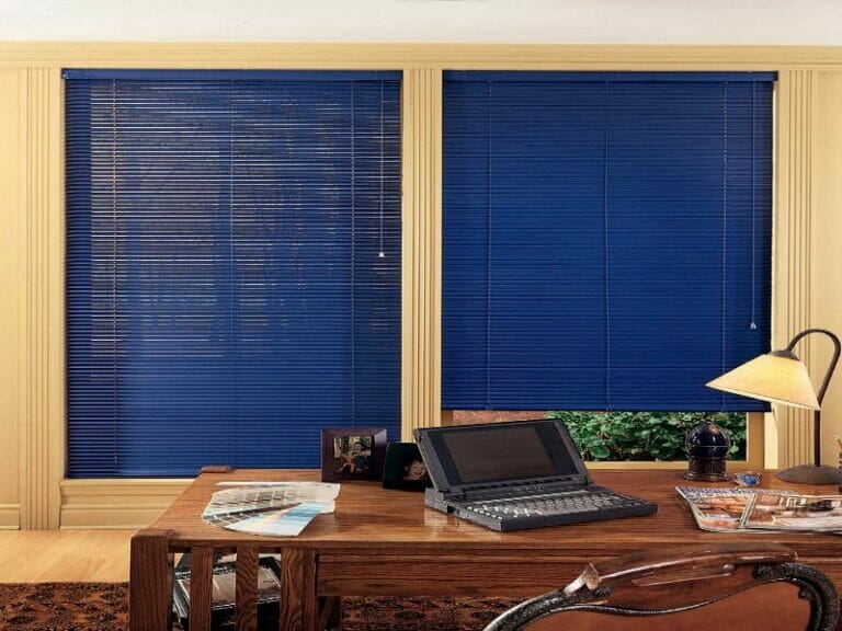 Stores horizontaux en aluminium - Stores sur mesure - Multi-Stores Gatineau-Ottawa